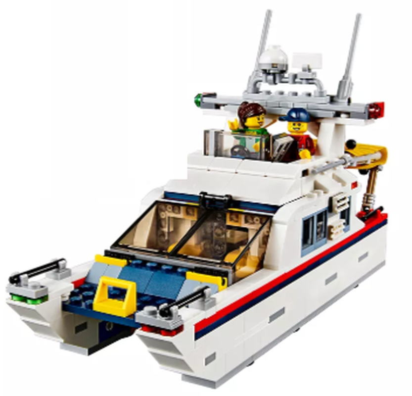 LEGO Set 31052-1-b2 Yacht (2016 Creator > Creator 3-in-1) | Rebrickable ...