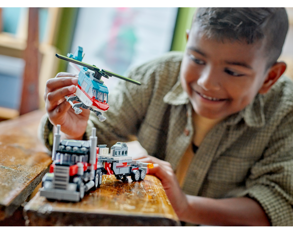 LEGO Set 31146-1 Flatbed Truck with Helicopter (2024 Creator > Creator ...