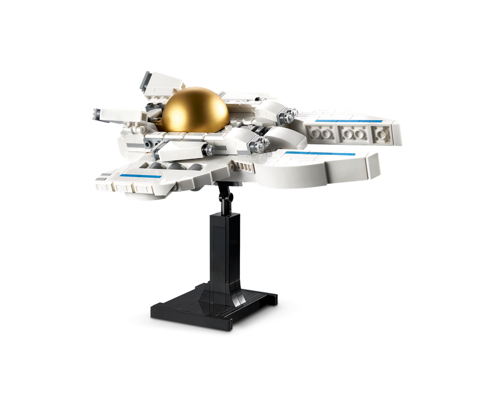 LEGO Set 31152-1 Space Astronaut (2024 Creator > Creator 3-in-1 ...