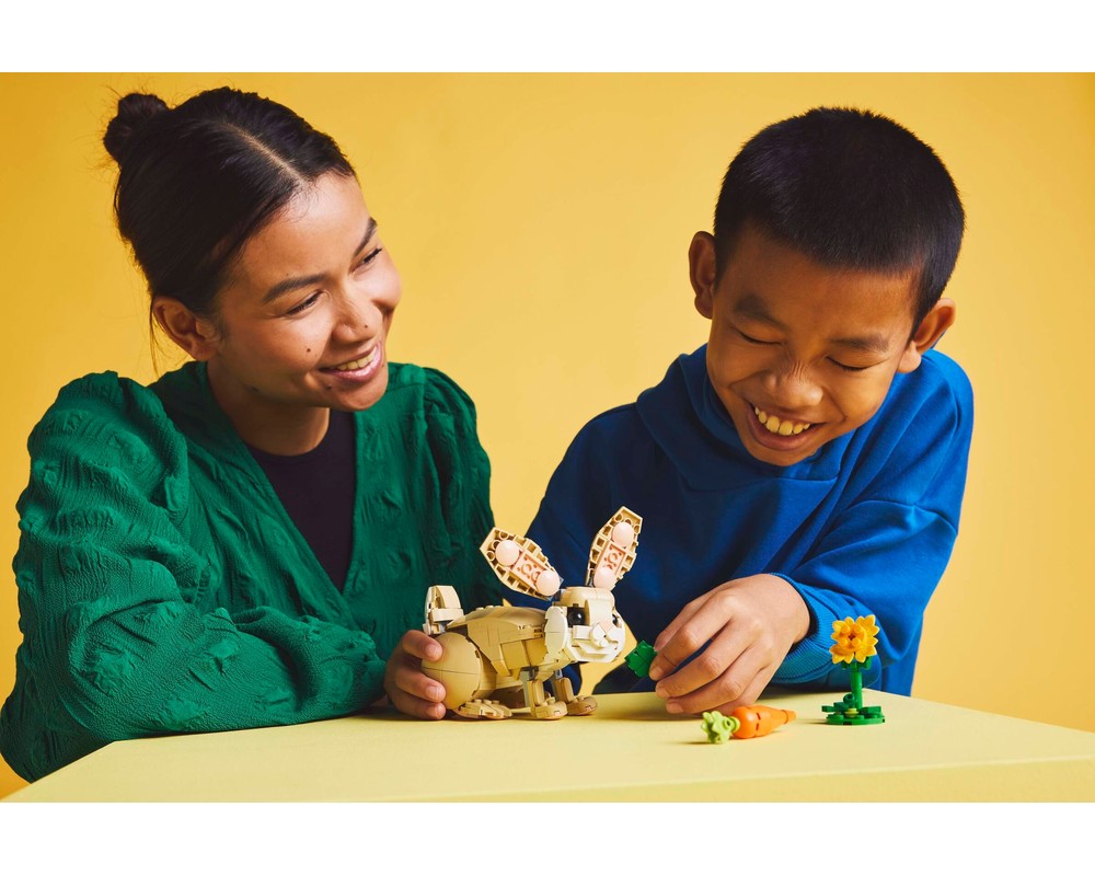 LEGO Set 31162-1 Cute Bunny (2025 Creator > Creator 3-in-1 ...