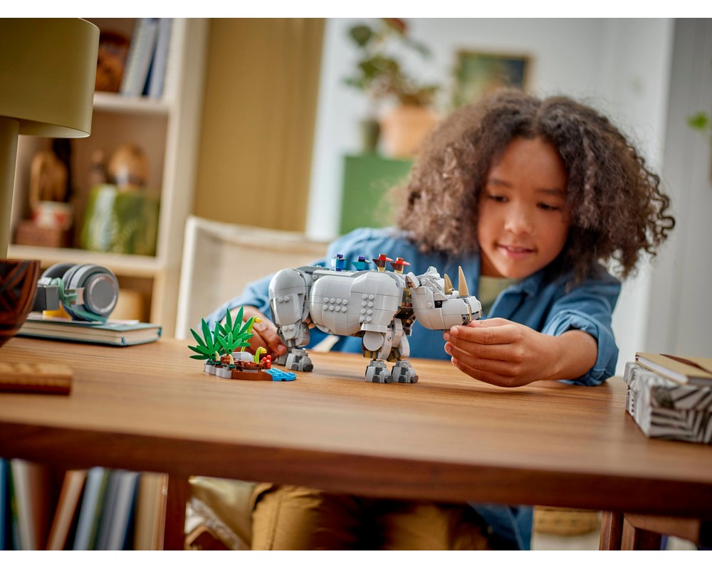 LEGO Set 31171-1 Wild Animals: Majestic Rhino with Birds (2025 Creator ...