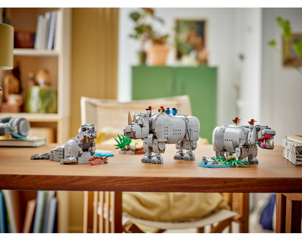 LEGO Set 31171-1 Wild Animals: Majestic Rhino with Birds (2025 Creator ...