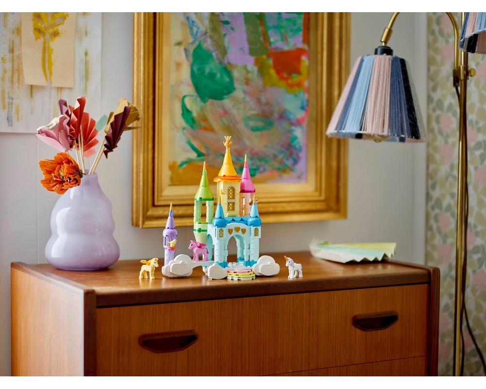 LEGO Set 31175-1 Unicorn Castle (2025 Creator > Creator 3-in-1 ...