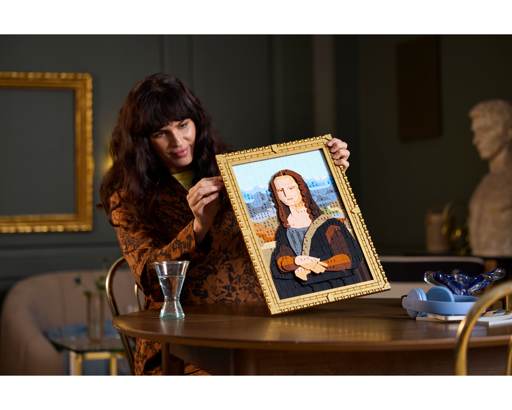 LEGO Set 31213-1 Mona Lisa (2024 LEGO Art) | Rebrickable - Build with LEGO