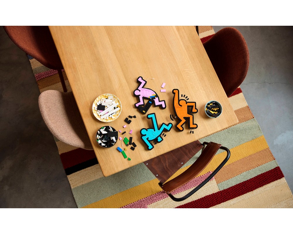 LEGO Set 31216-1 Keith Haring - Dancing Figures (2025 LEGO Art ...