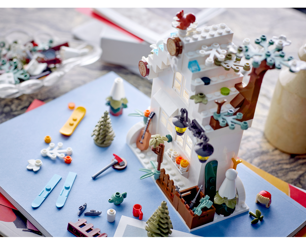 LEGO Set 40610-1 Winter Fun VIP Add-On Pack (2023 Promotional ...