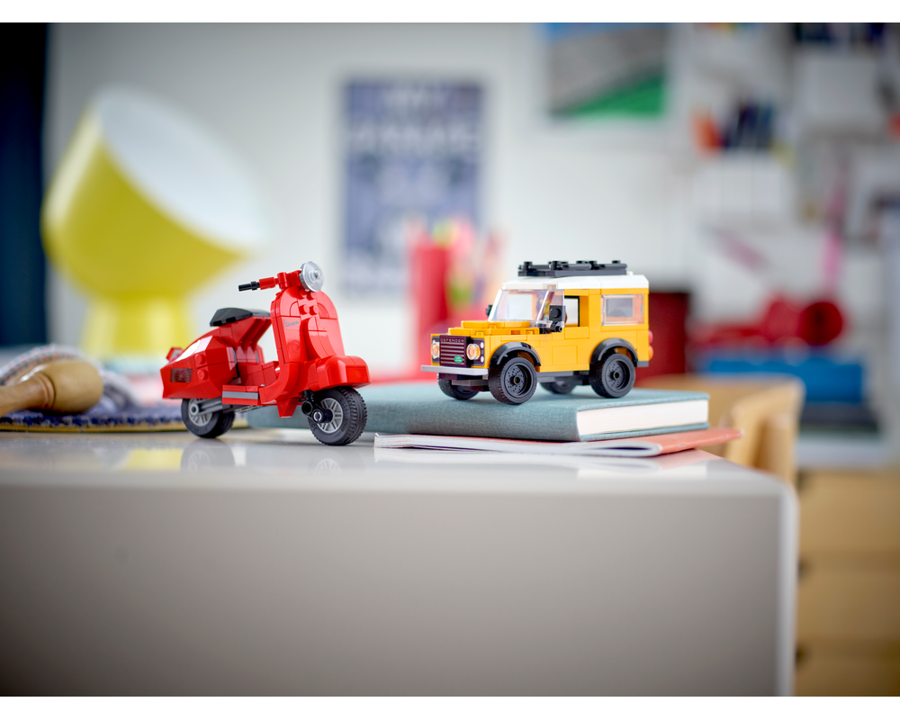 LEGO Set 40650-1 Land Rover Classic Defender (2023 Creator ...