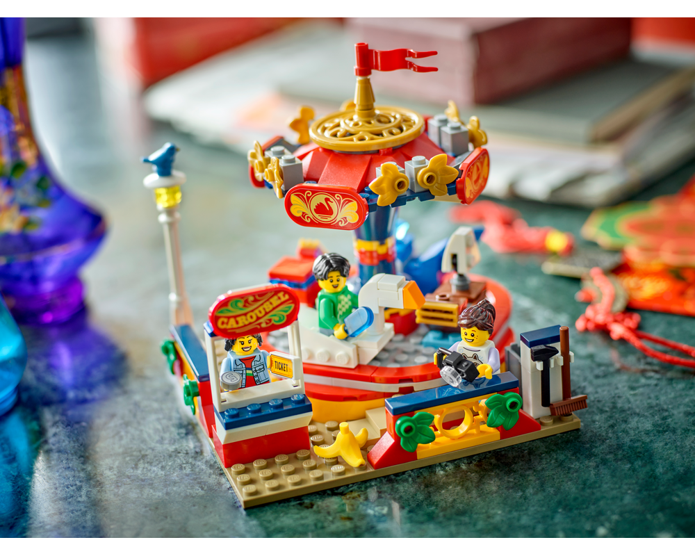 LEGO Set 40714-1 Carousel Ride (2024 Other) | Rebrickable - Build with LEGO