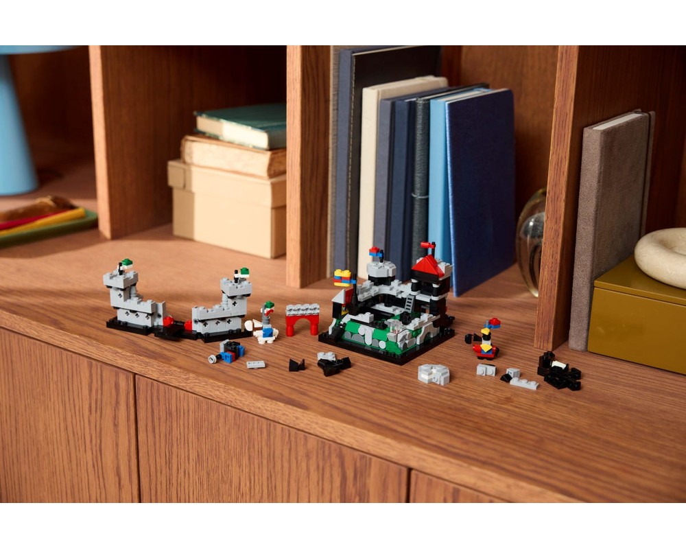 LEGO Set 40775-1 Mini Knight's Castle (2025 Promotional) | Rebrickable ...