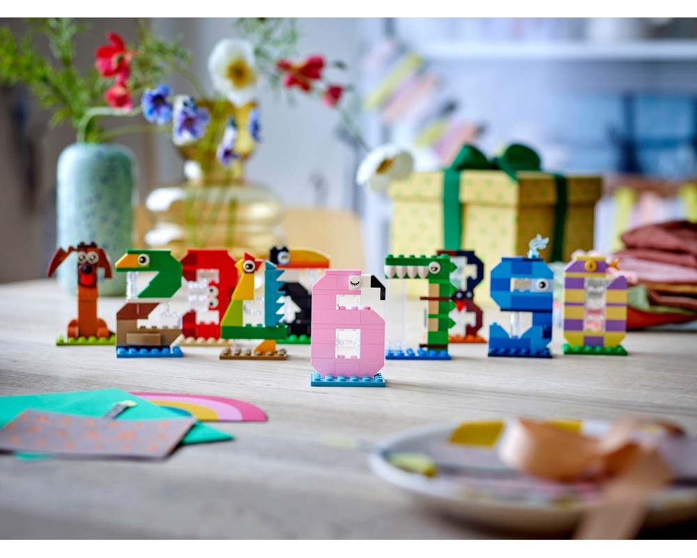 LEGO Set 40807-1 Birthday Numbers (2025 Seasonal) | Rebrickable - Build ...