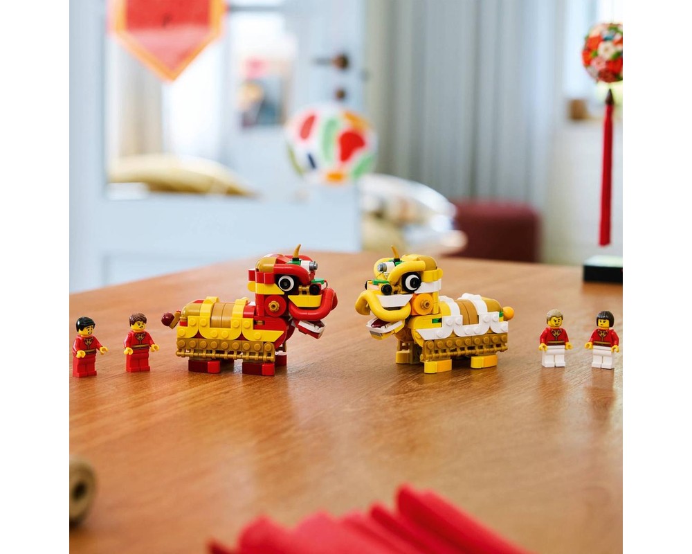 LEGO Set 40915-1 Lion Dance (2026 Seasonal > Chinese (Lunar) New Year ...