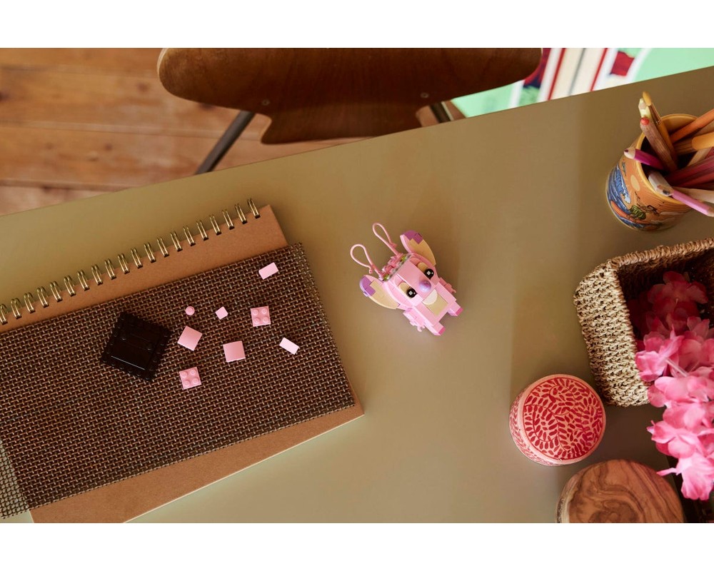 LEGO Set 40922-1 Lilo & Stitch: Angel (2026 Brickheadz) | Rebrickable ...