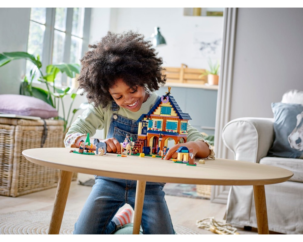 LEGO Set 41683-1 Forest Horseback Riding Center (2021 Friends ...