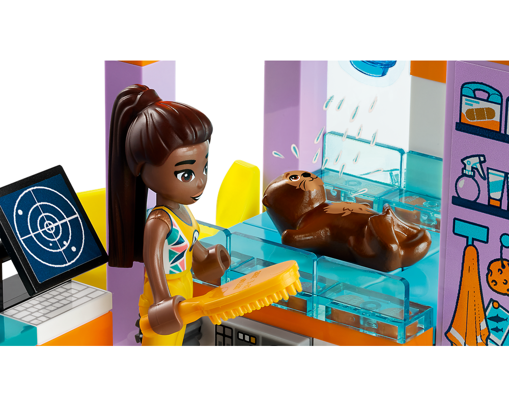 LEGO Set 41736-1 Sea Rescue Center (2023 Friends) | Rebrickable - Build ...