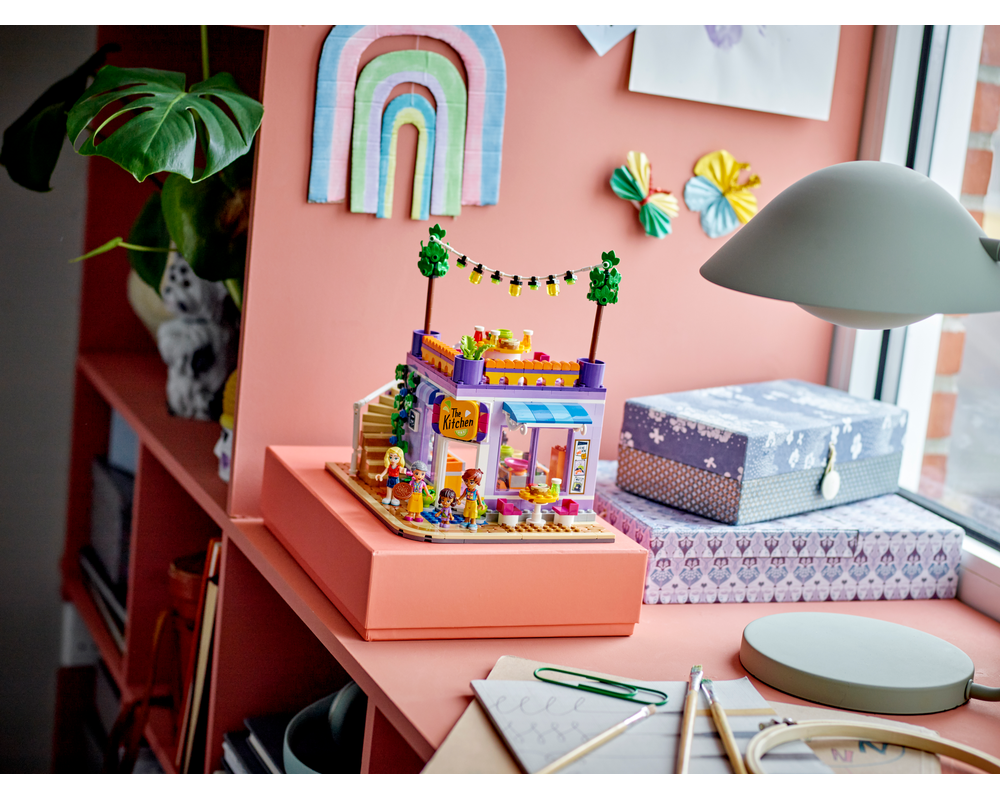 LEGO Set 41747-1 Heartlake City Community Kitchen (2023 Friends ...