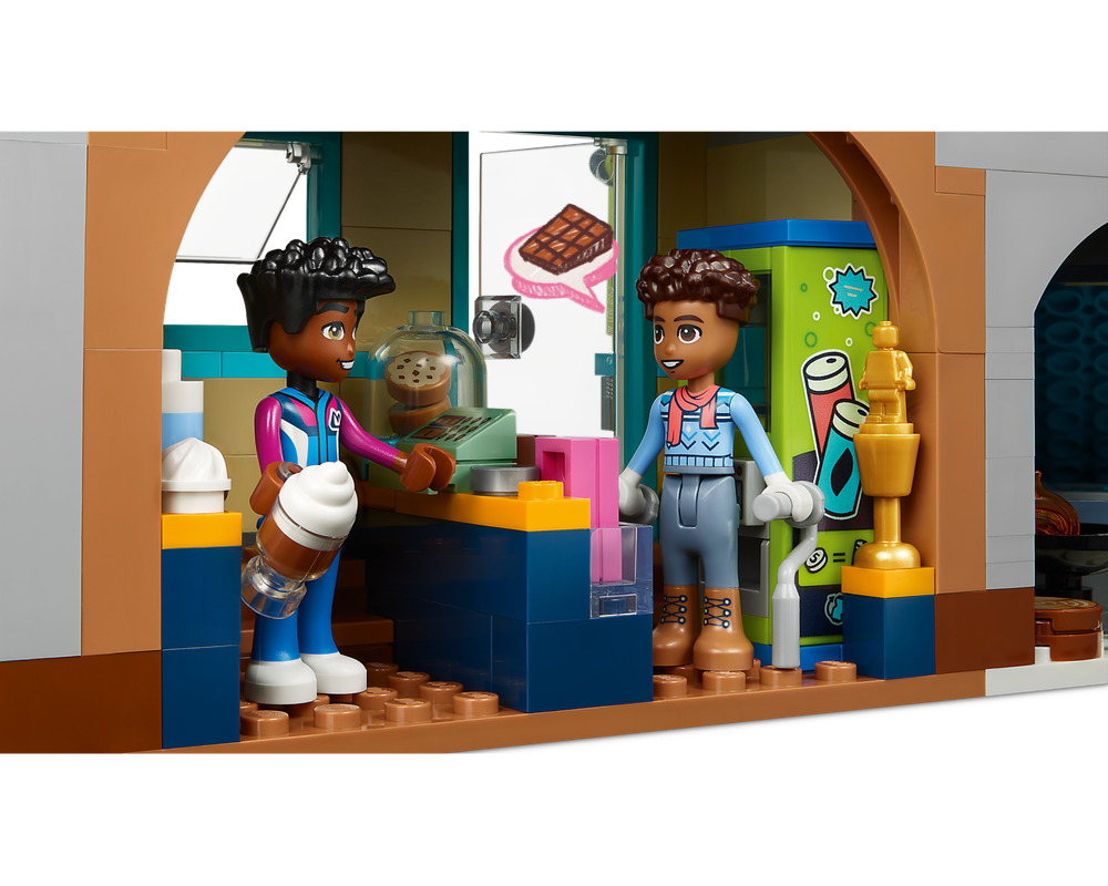 LEGO Set 41756-1 Holiday Ski Slope and Café (2023 Friends ...