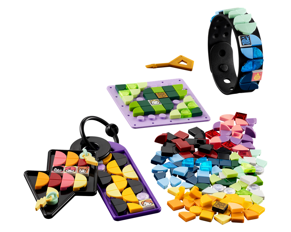 LEGO Set 41808-1 Hogwarts Accessories Pack (2023 DOTS) | Rebrickable ...