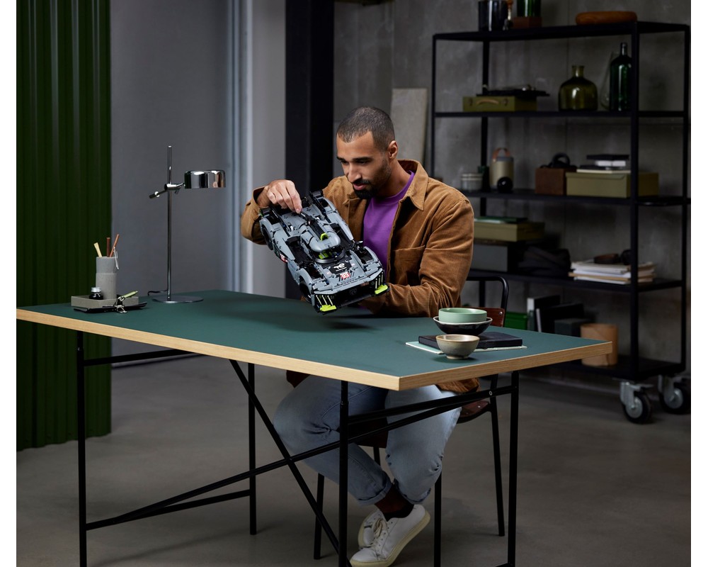 LEGO Set 42156-1 Peugeot 9X8 Le Mans Hybrid Hypercar (2023 Technic ...