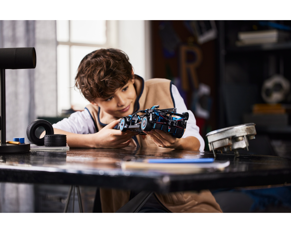 LEGO Set 42162-1 Bugatti Bolide Agile Blue (2023 Technic) | Rebrickable ...