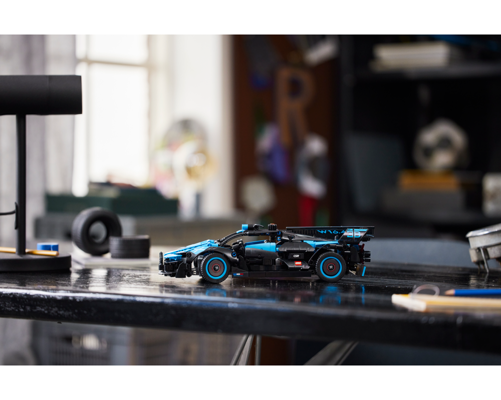 LEGO Set 42162-1 Bugatti Bolide Agile Blue (2023 Technic) | Rebrickable ...