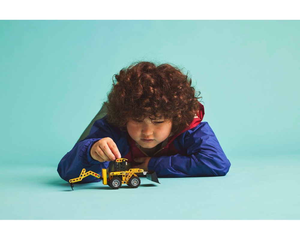 LEGO Set 42197-1 Backhoe Loader (2025 Technic) | Rebrickable - Build ...