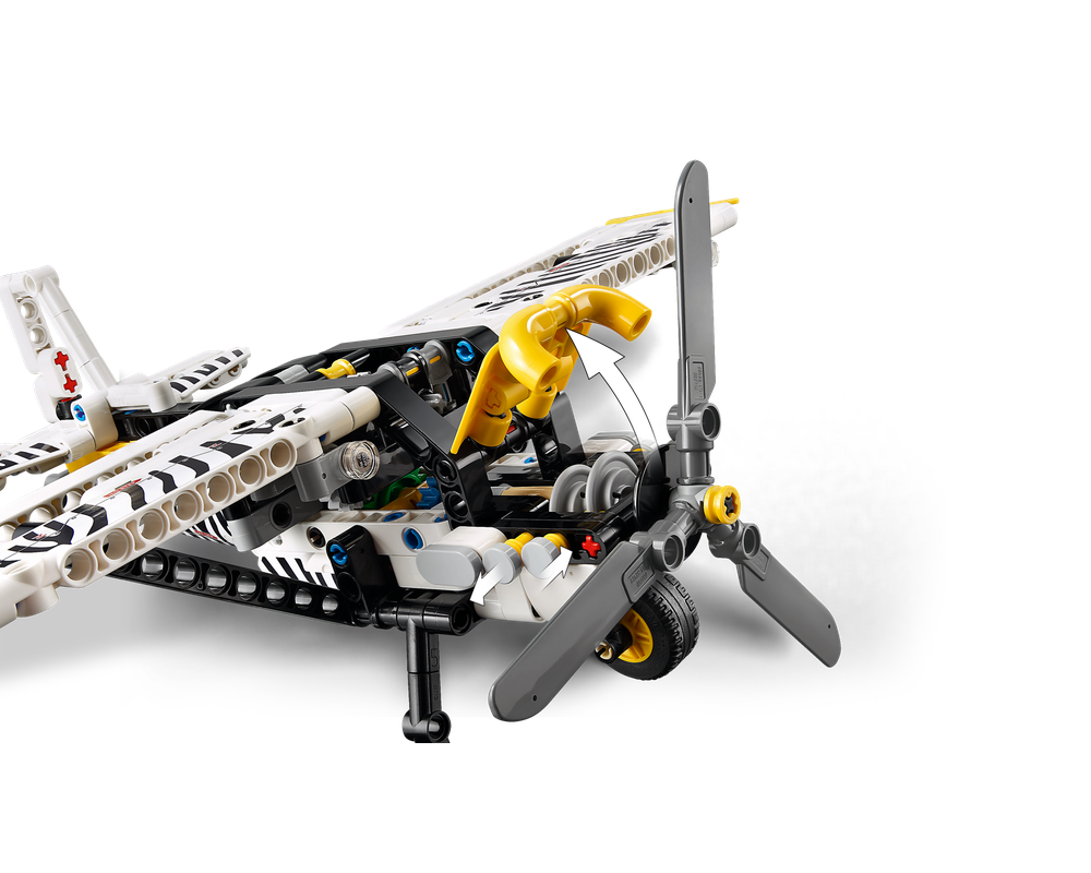 LEGO Set 42198-1 Bush Plane (2025 Technic) | Rebrickable - Build with LEGO