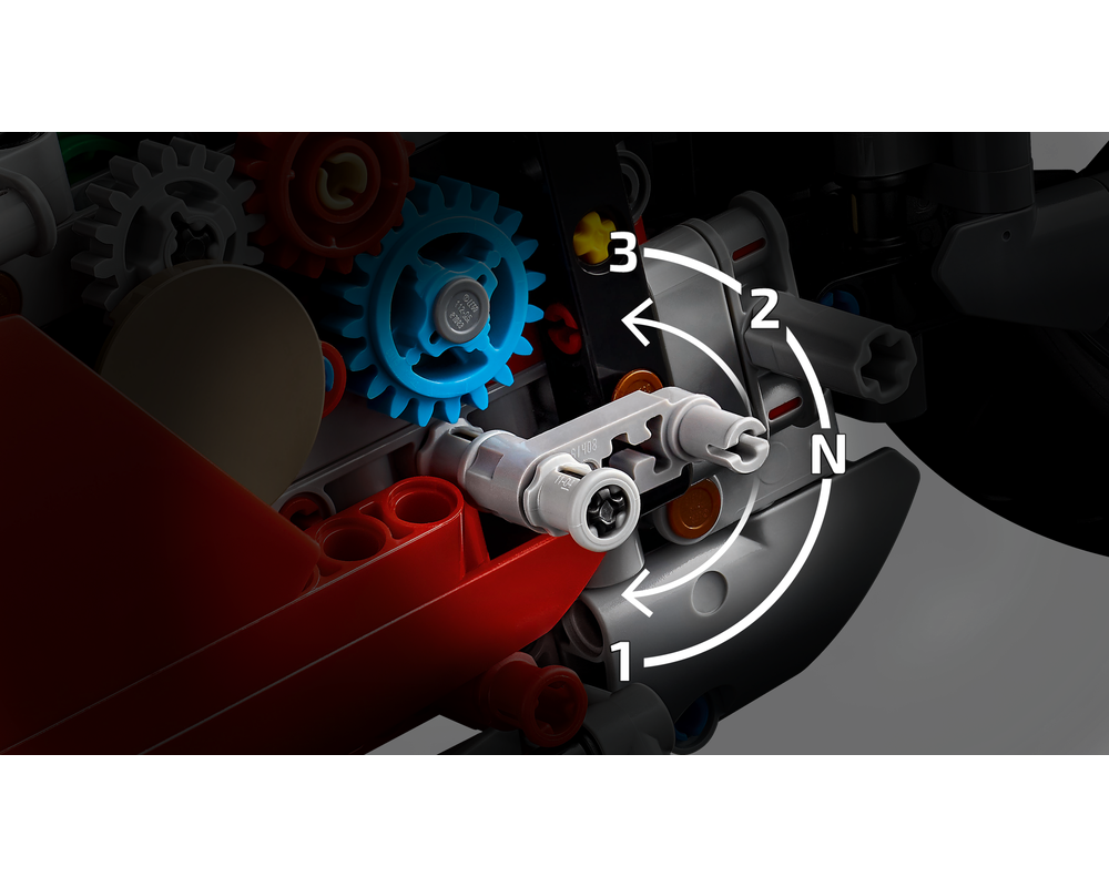 LEGO Set 42202-1 Ducati Panigale V4 S Motorcycle (2025 Technic ...