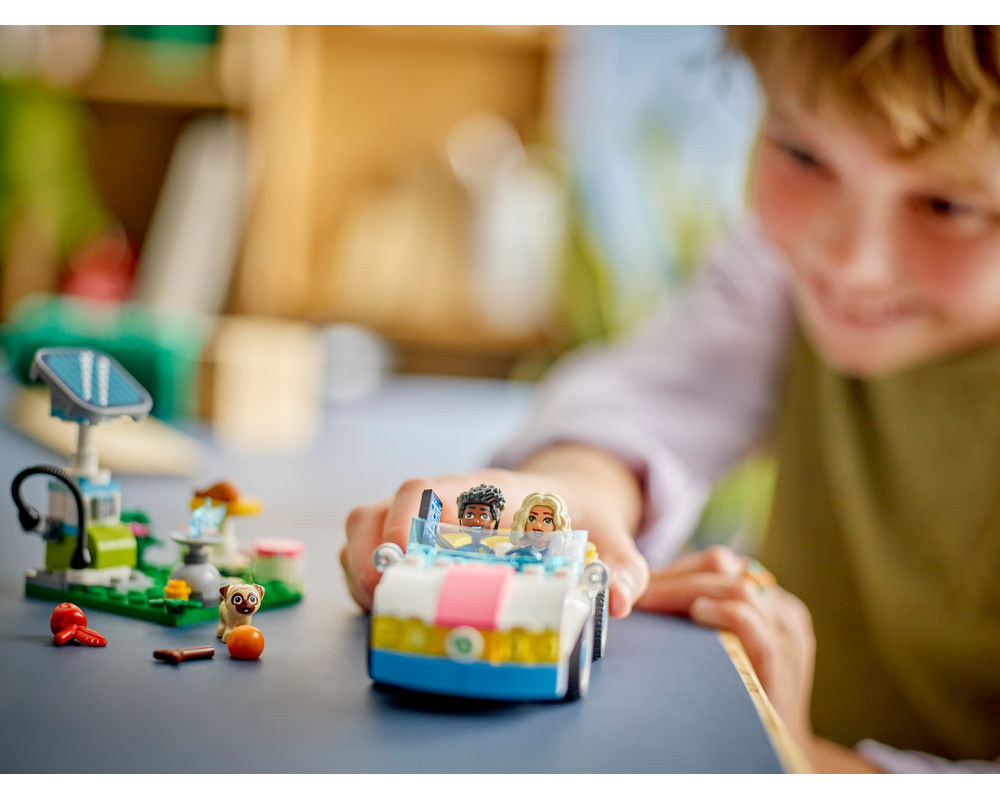 LEGO Set 42609-1 Electric Car and Charger (2024 Friends) | Rebrickable ...