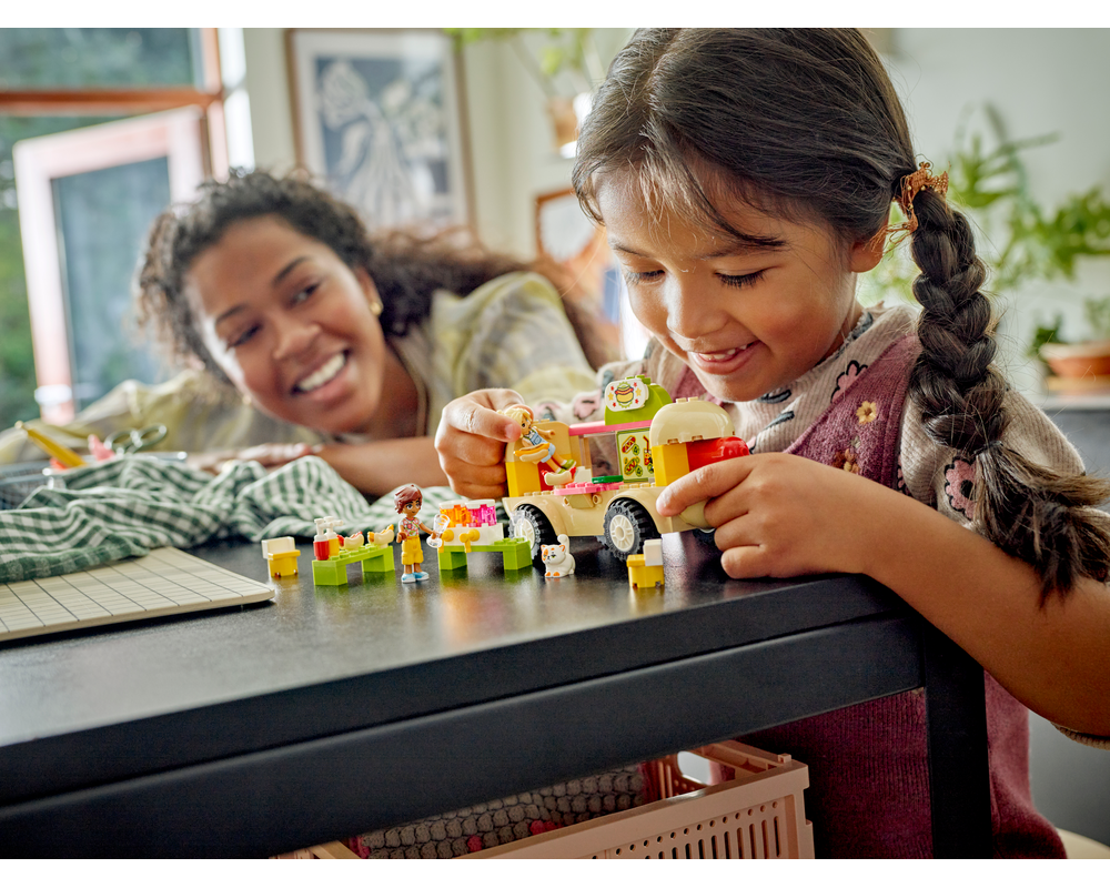 LEGO Set 42633-1 Hot Dog Food Truck (2024 Friends) | Rebrickable ...