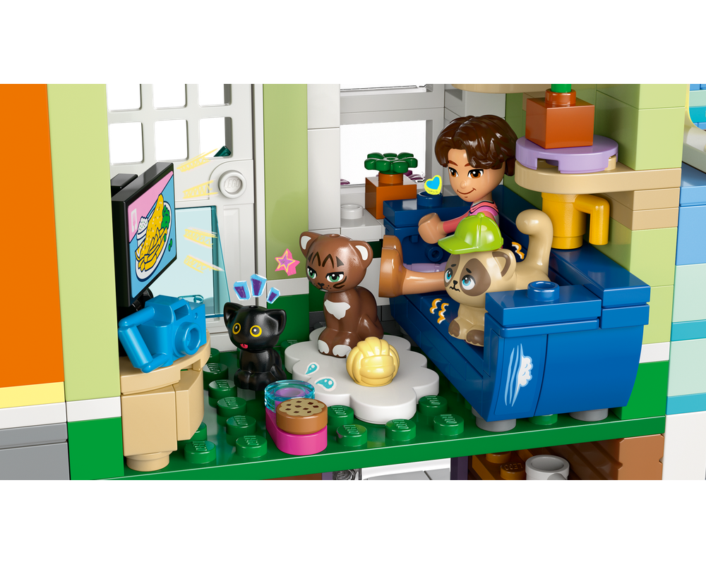 LEGO Set 42670-1 Heartlake City Apartments and Stores (2025 Friends ...