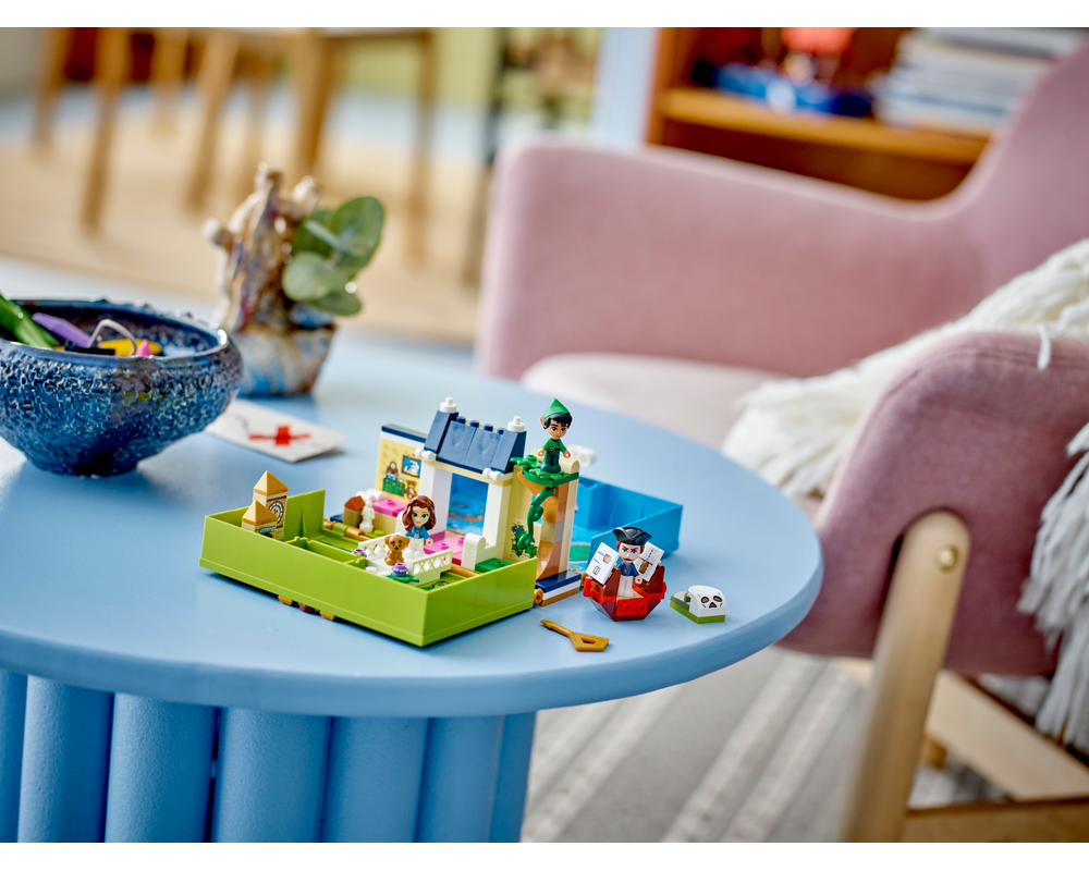 LEGO Set 43220-1 Peter Pan & Wendy's Storybook Adventure (2023 Disney ...