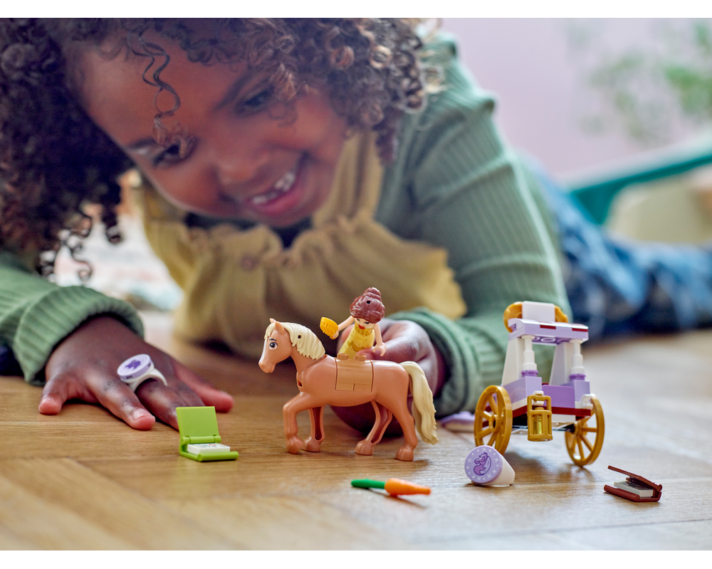 LEGO Set 43233-1 Belle's Storytime Horse Carriage (2024 Disney > Disney ...