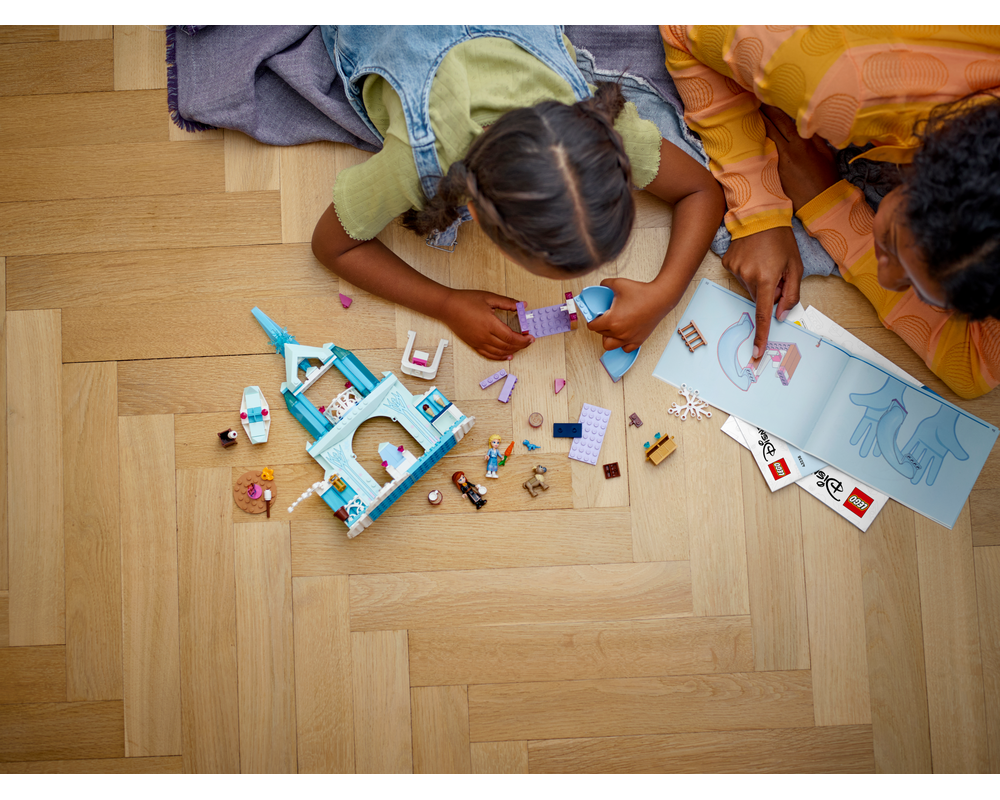 LEGO Set 43238-1 Elsa's Frozen Castle (2024 Disney > Disney Princess ...