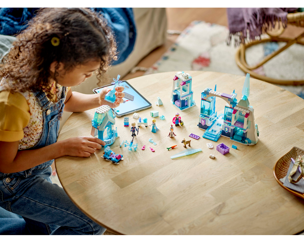 LEGO Set 43244-1 Elsa's Ice Palace (2024 Disney > Frozen) | Rebrickable ...