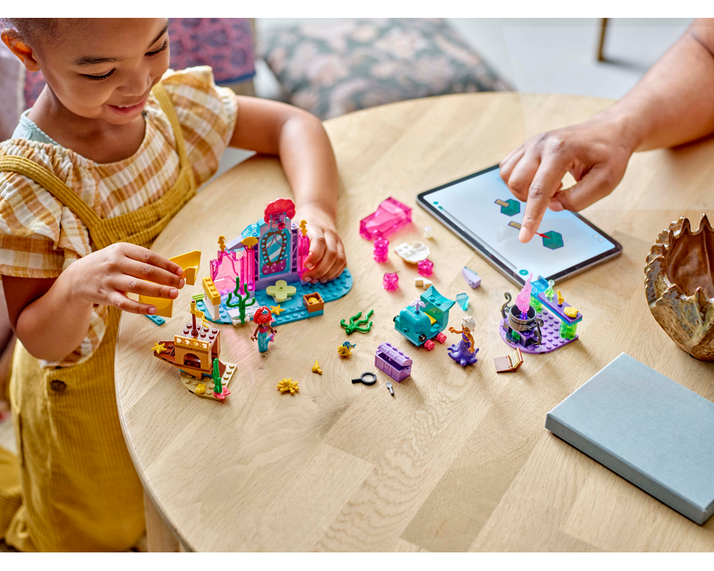 LEGO Set 43254-1 Ariel's Crystal Cavern (2024 Disney > Disney Princess ...