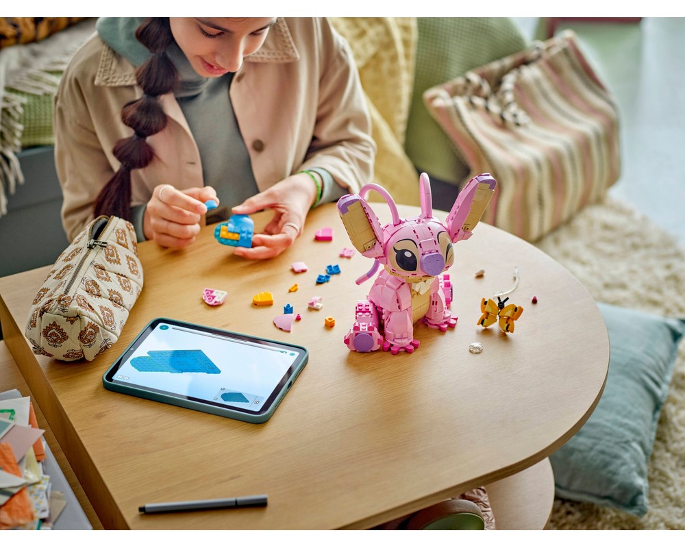 LEGO Set 43257-1 Angel (2025 Disney) | Rebrickable - Build with LEGO