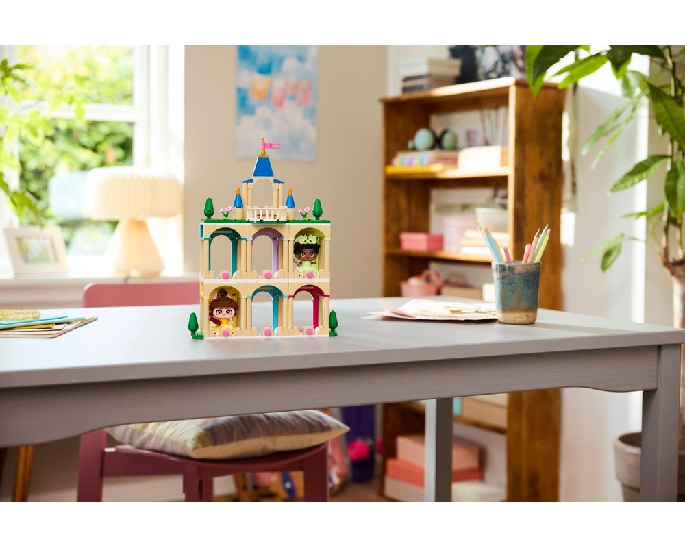 LEGO Set 43291-1 Mini Belle & Tiana with Castle (2026 Disney > Disney ...
