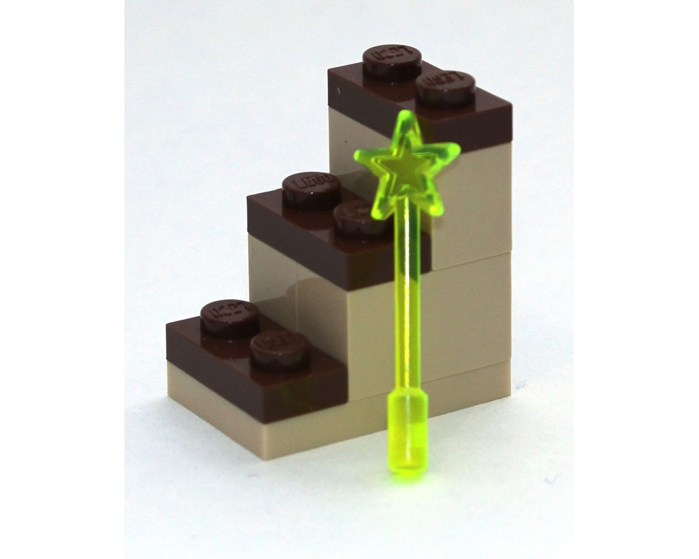 LEGO Set 4428-1-s4 2012 - Day 4: Stairs and Star for Tree (2012 ...