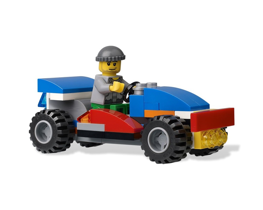 LEGO Set 4636-1-b2 Robber Car (2012 Make & Create > Bricks & More ...