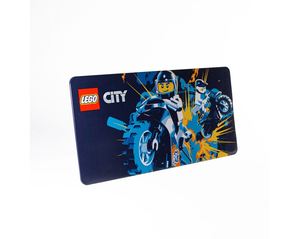LEGO Set 5007156-1 City Tin Sign (2022 Gear) | Rebrickable - Build with ...