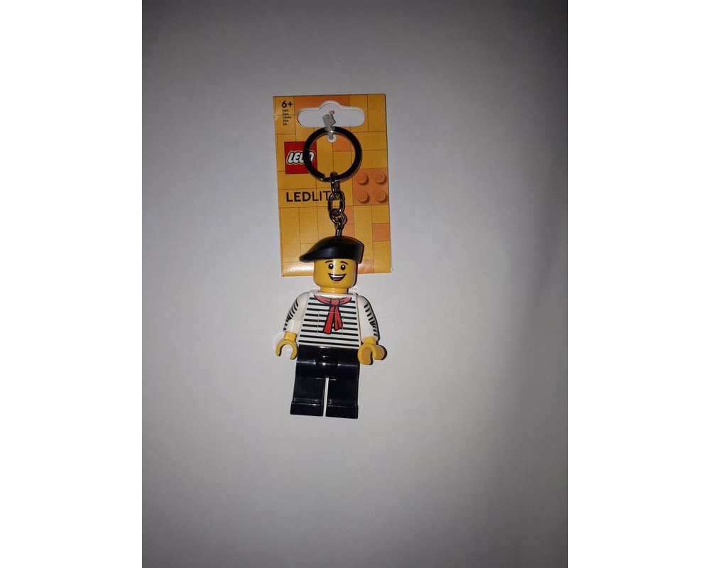 LEGO Set 5007256-1 French Minifigure Key Light (2023 Gear > Key Chain ...