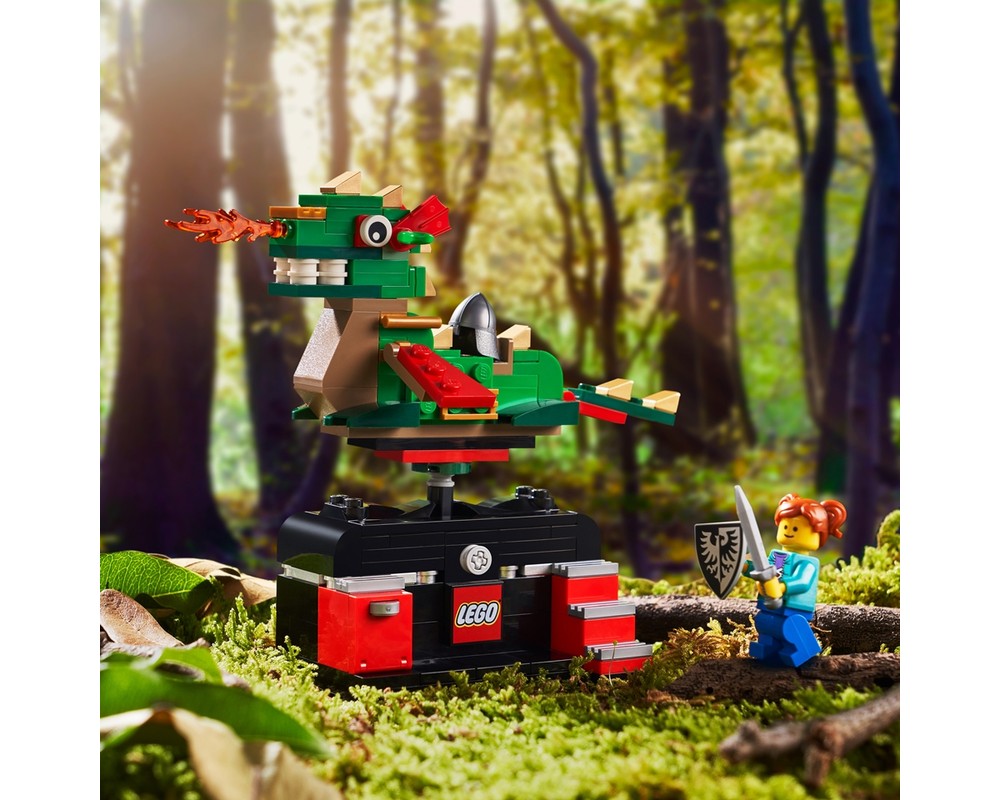 LEGO Set 5007428-1 Dragon Adventure Ride (2022 Promotional > Bricktober ...