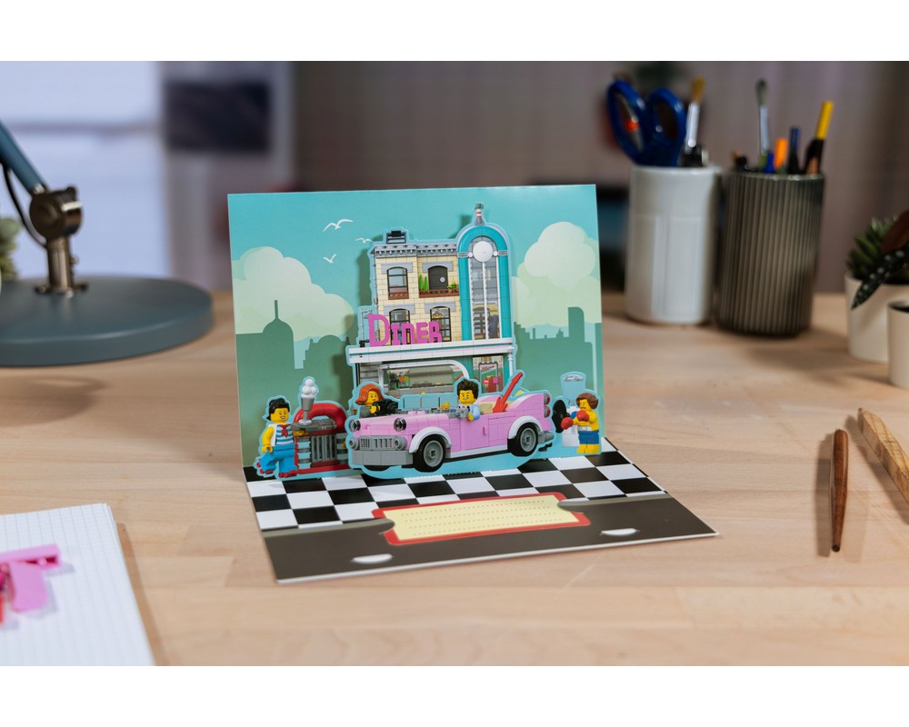 LEGO Set 5008319-1 Modular Pop-Up Postcards Version 2 (2023 Gear ...