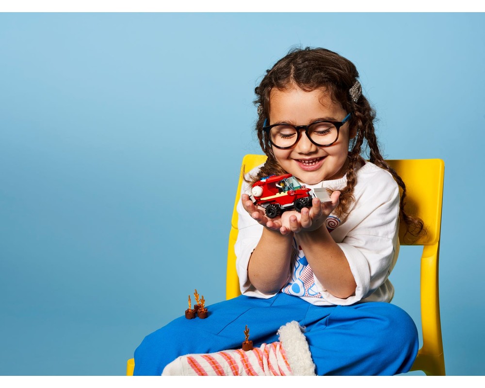 LEGO Set 60279-1 Fire Hazard Truck (2021 City > Fire) | Rebrickable ...