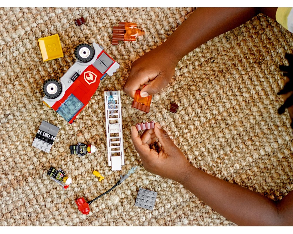 LEGO Set 60280-1 Fire Ladder Truck (2021 City > Fire) | Rebrickable ...