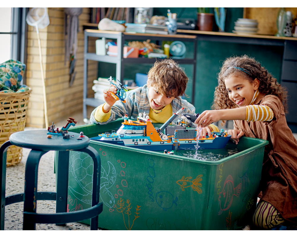 LEGO Set 60368-1 Arctic Explorer Ship (2023 City > Arctic ...