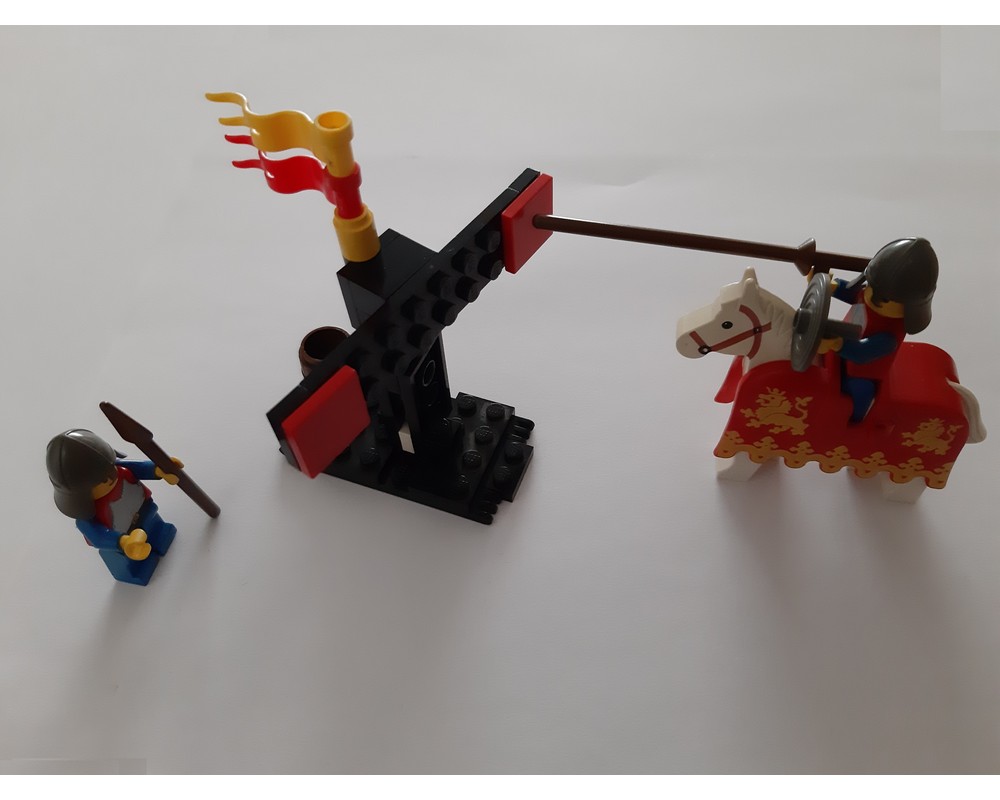 LEGO Set 6039-1-c1 Jousting Training (1988 Castle > Lion Knights ...