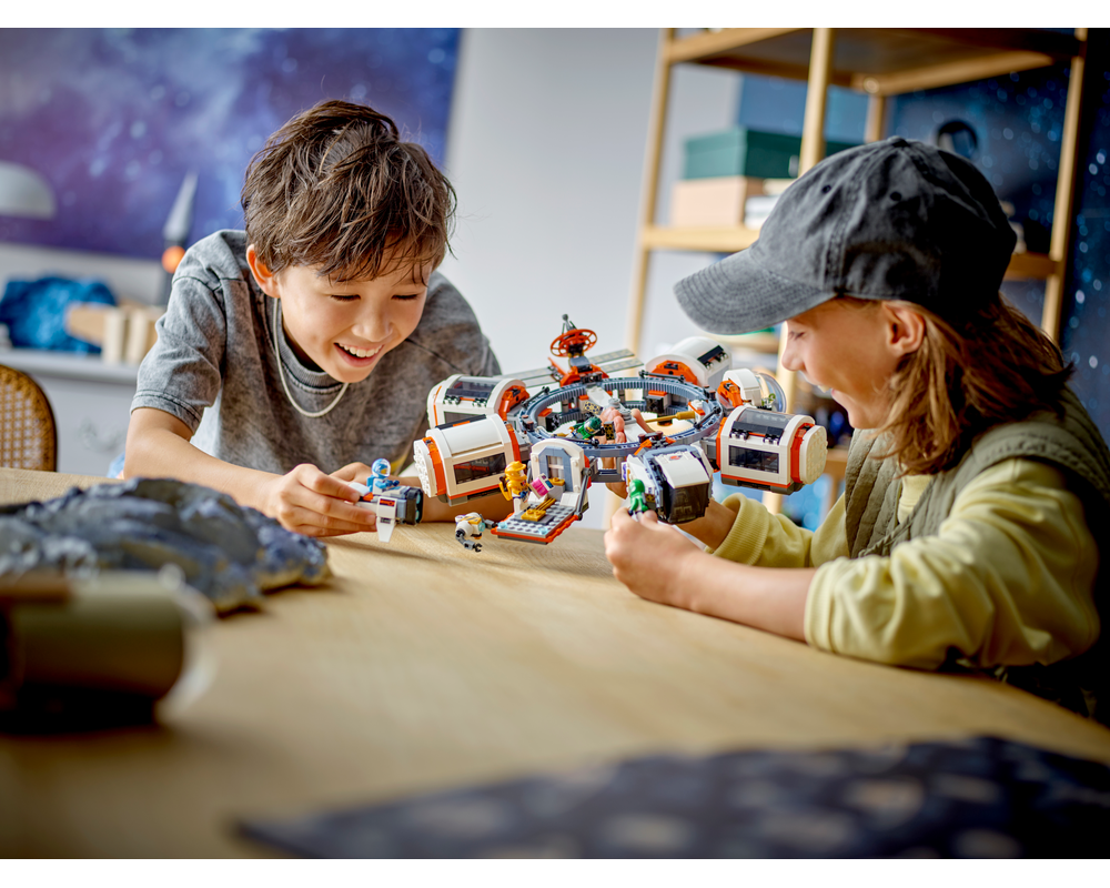 LEGO Set 60433-1 Modular Space Station (2024 City) | Rebrickable ...