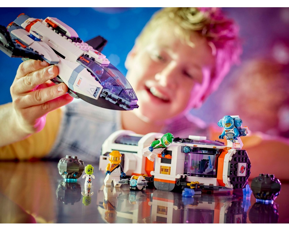 LEGO Set 60446-1 Modular Galactic Spaceship (2025 City) | Rebrickable ...