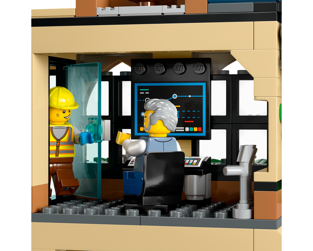 LEGO Set 60469-1 Central Train Station (2025 City > Trains ...